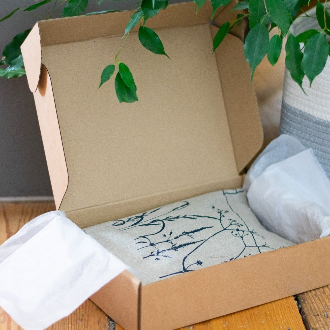 Linen Fabric Scrap Box - Printed or Plain