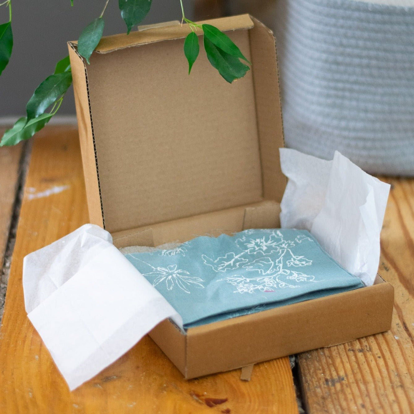 Linen Fabric Scrap Box - Printed or Plain